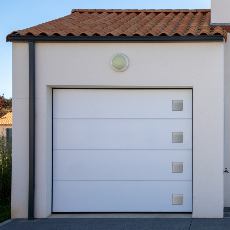 Porte de garage sectionnelle Violette